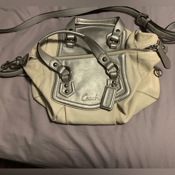 Coach | Bags | Silver And White Coach Purse We Did Carrying This One ...